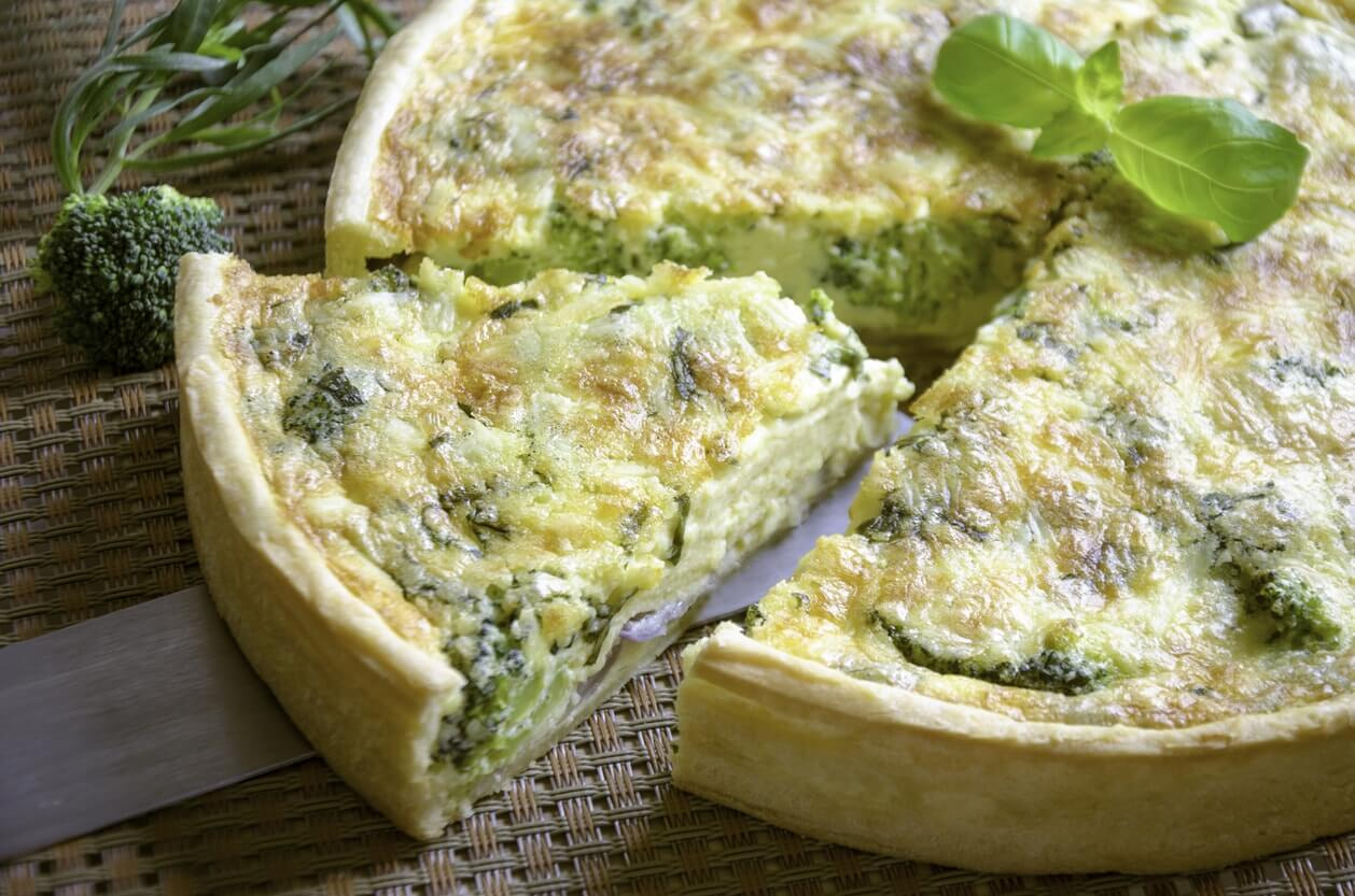 Quiche (kisz) warzywny - przepis - Mojegotowanie.pl