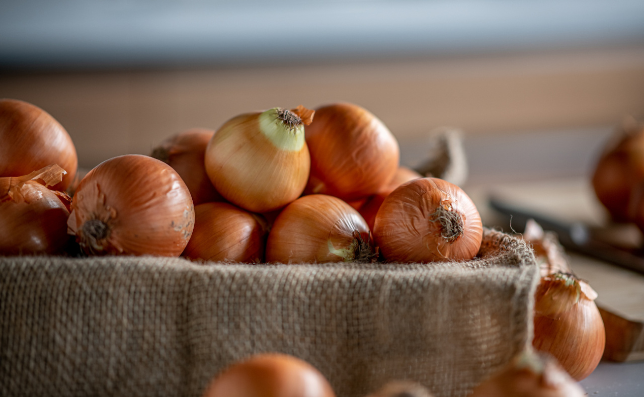 Cebula w kuchni. Zobacz, jak przechowywać ją, aby pozostała świeża jak ...