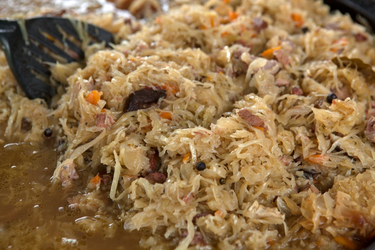 Dodaj ten niecodzienny składnik do bigosu, a jego smak będzie obłędny! - Mojegotowanie.pl