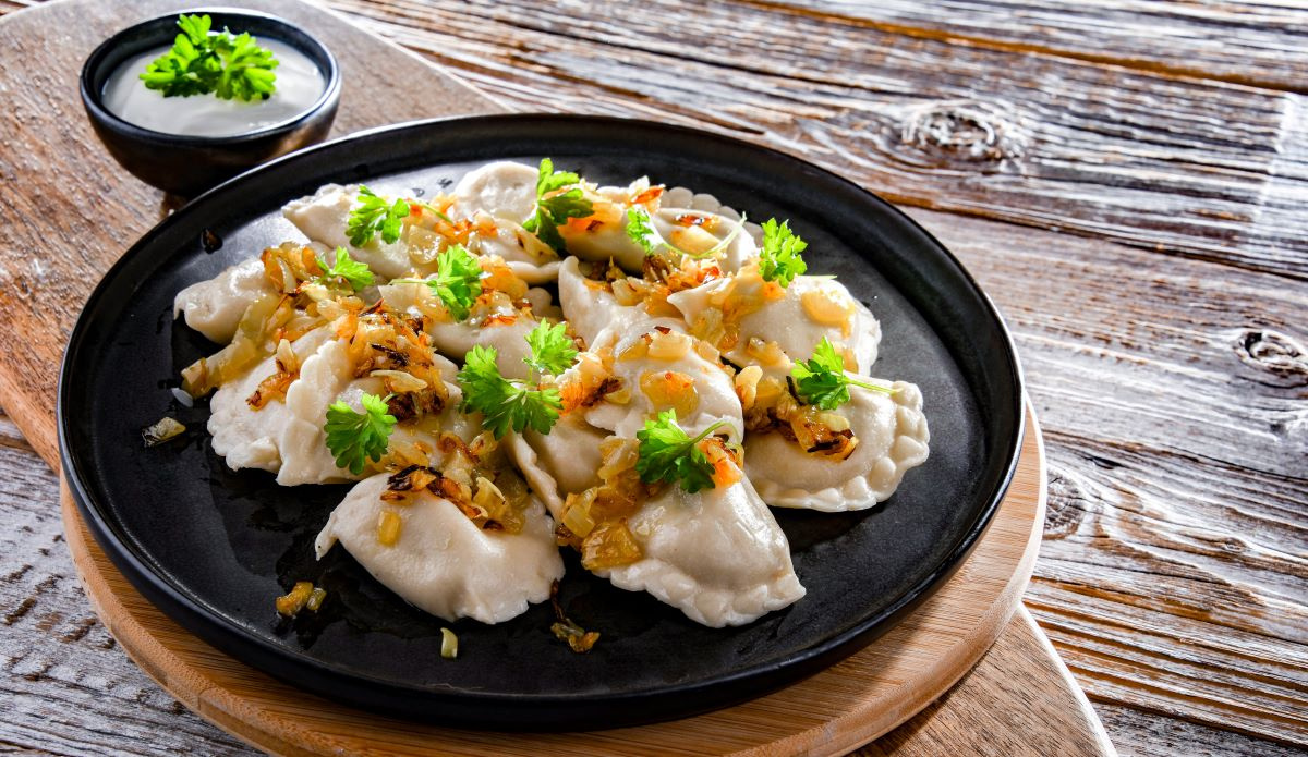 Pierogi ukraińskie - przepis - Mojegotowanie.pl