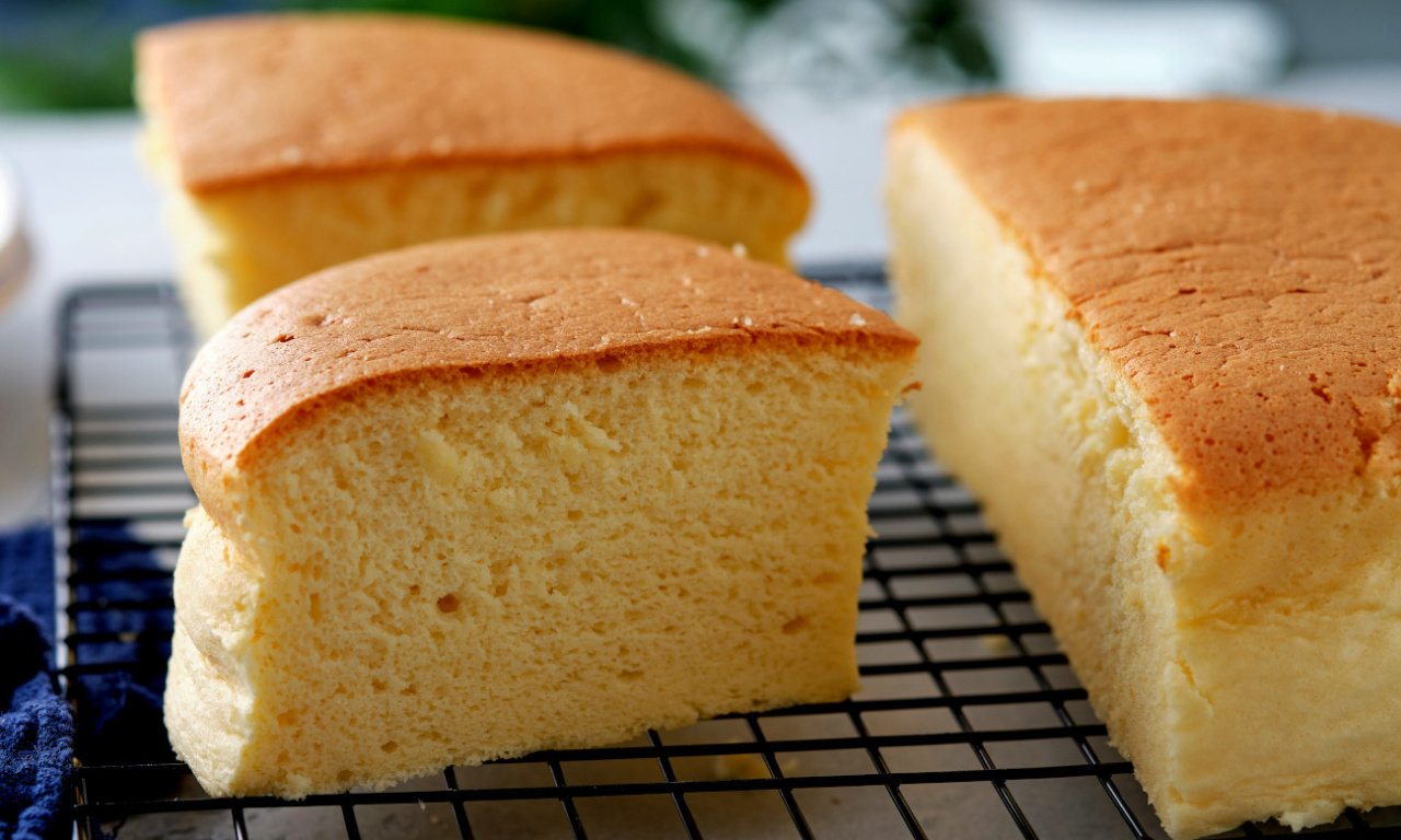 Cudownie wilgotny biszkopt miodowy uda się za każdym razem ...