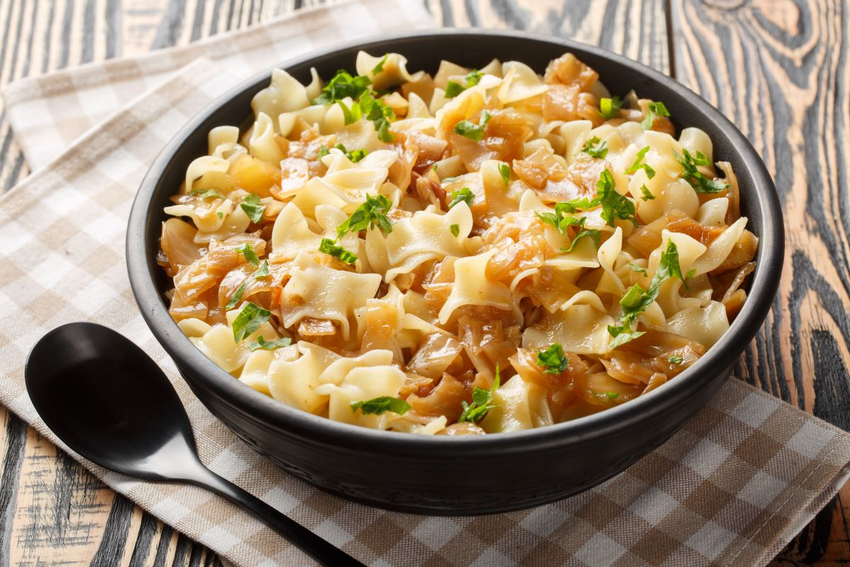 Jak zrobić łazanki – prosty przepis - Mojegotowanie.pl