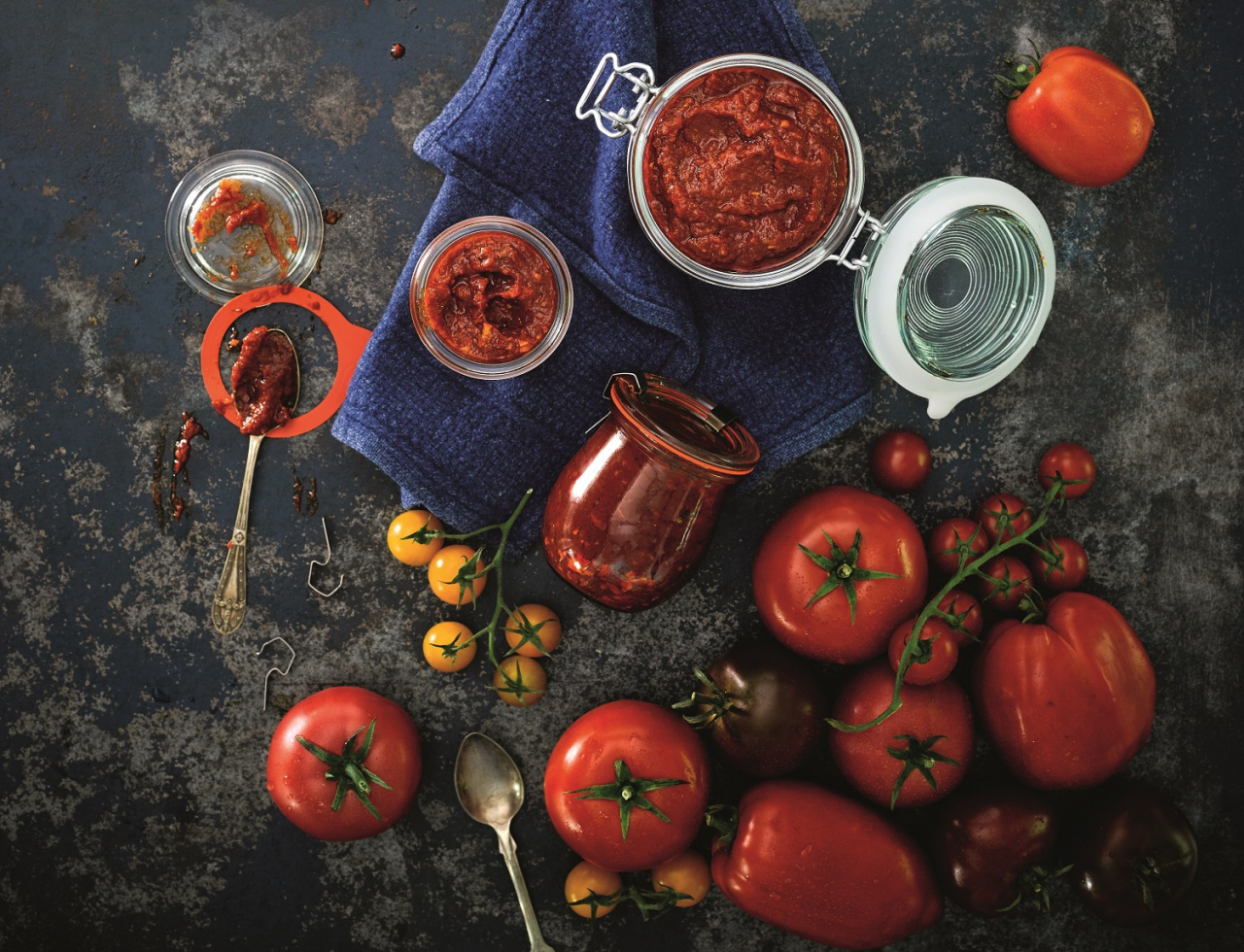 Bułgarska lutenica - przepis - Mojegotowanie.pl