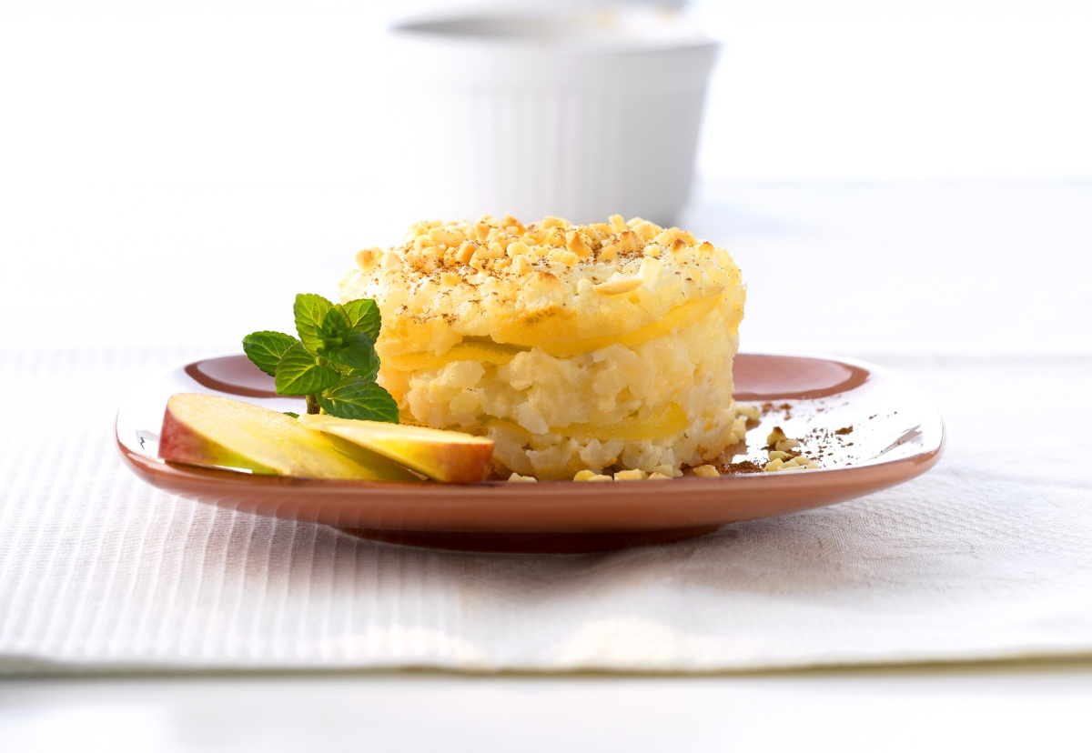 Ryż z jabłkami - przepis - Mojegotowanie.pl