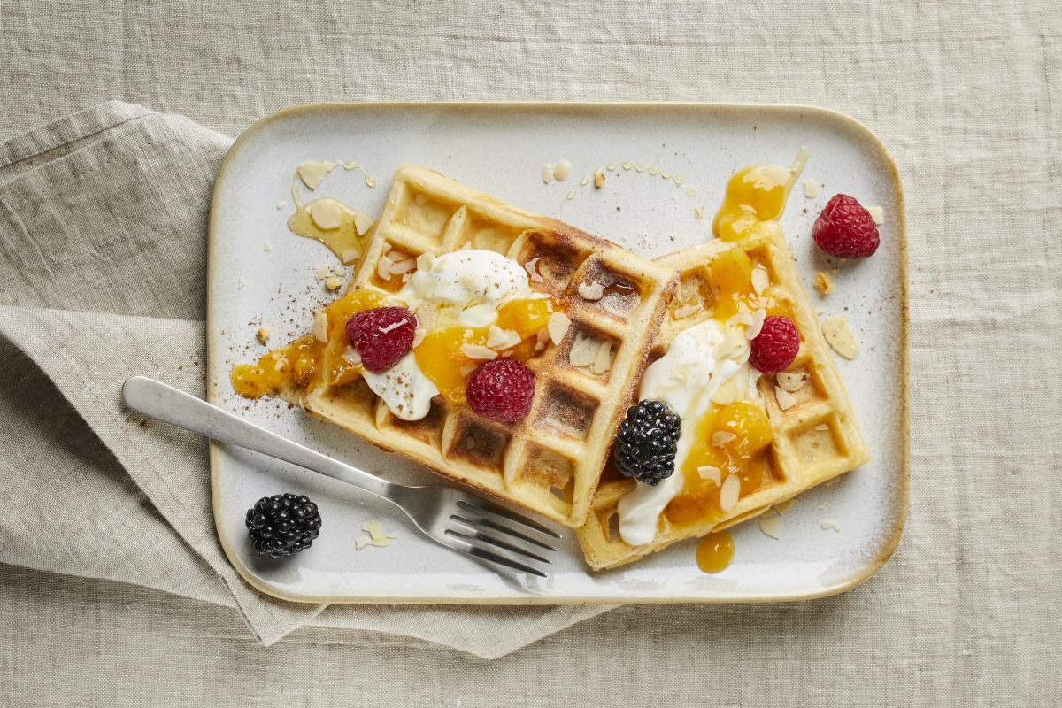 Gofry idealnie chrupiące - przepis - Mojegotowanie.pl
