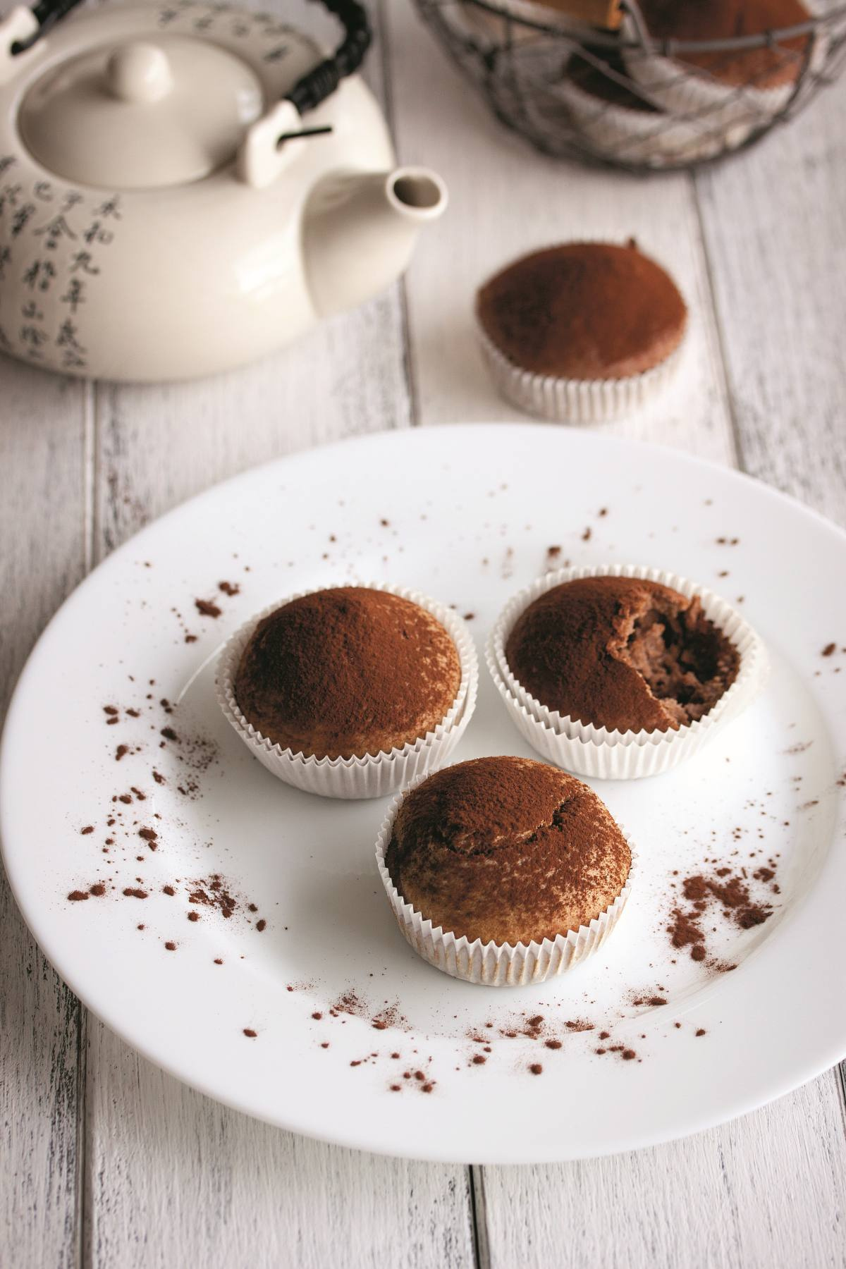 Muffinki z czekoladą - przepis - Mojegotowanie.pl