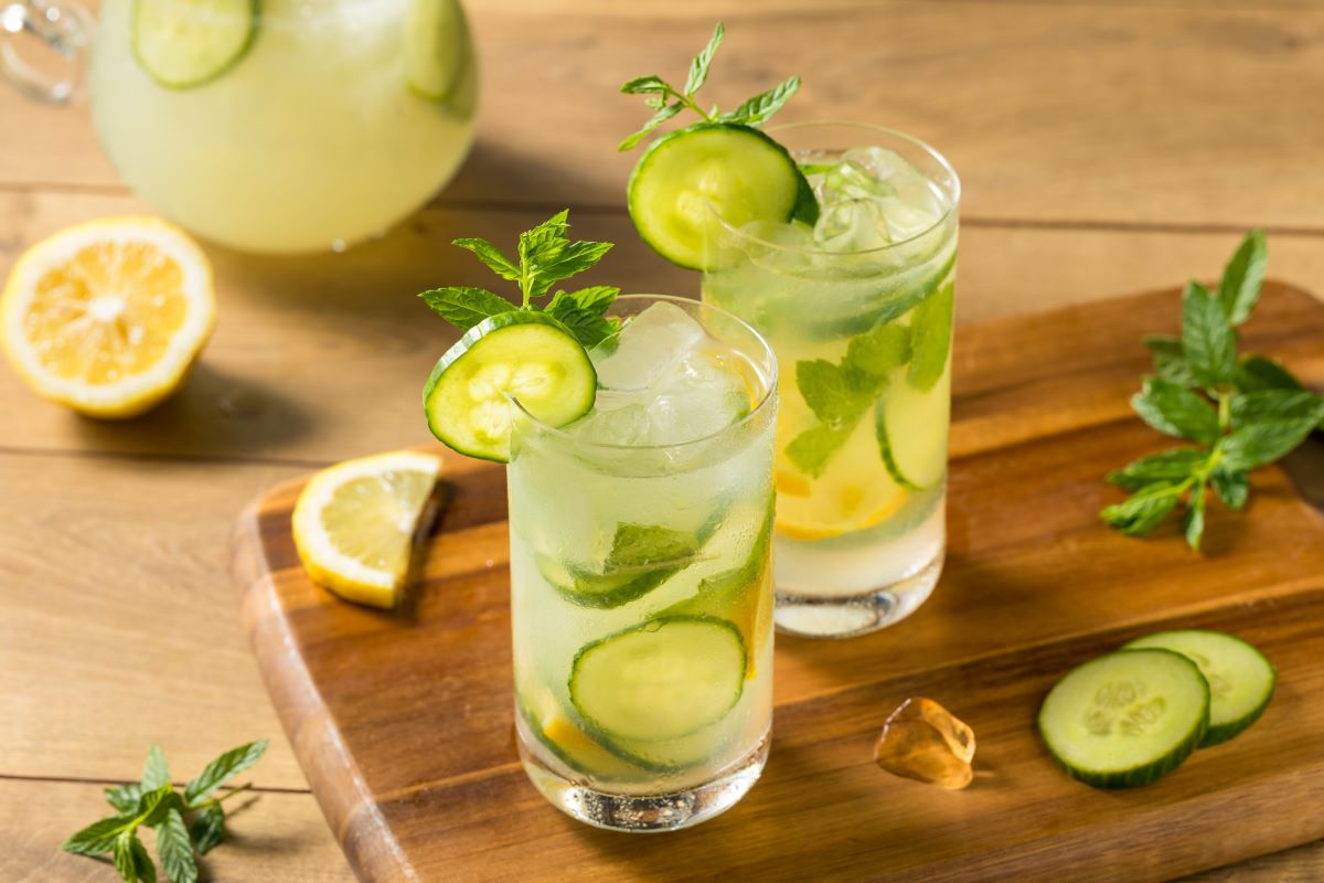 Lemoniada ogórkowa - przepis - Mojegotowanie.pl