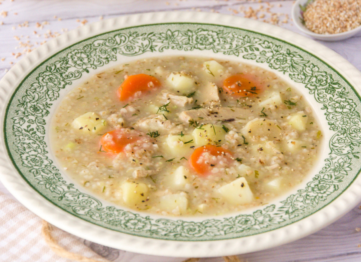 Krupnik w tym wydaniu smakuje 10 x lepiej. Trik z piekarnikiem to klucz do sukcesu ...