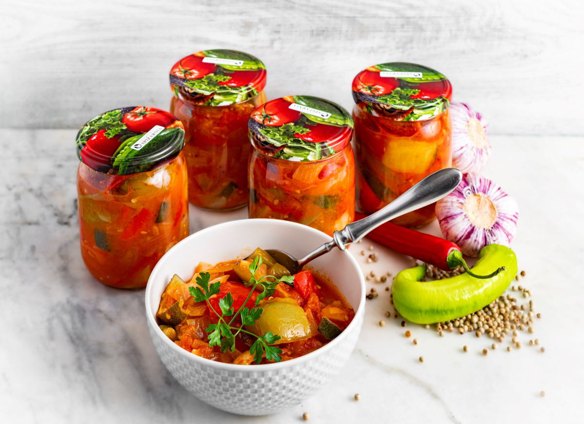 Leczo do słoików - przepis - Mojegotowanie.pl