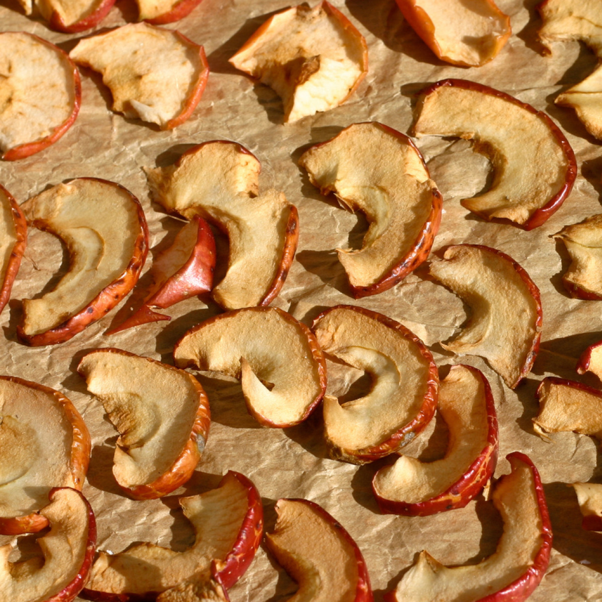 Domowe suszone jabłka. Przechowujcie je w ten sposób, a nie popsują się ...