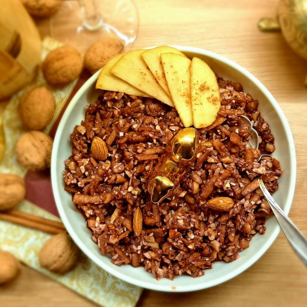 Charoset – potrawa z tartych jabłek - przepis - Mojegotowanie.pl