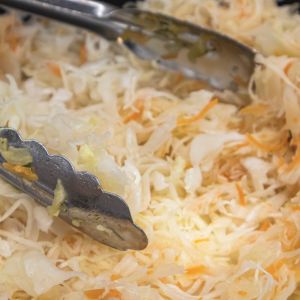 Co zrobić z kapustą kiszoną? 15 pomysłów na dodatki i dania ...