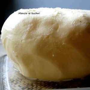 Domowe masło - przepis - Mojegotowanie.pl