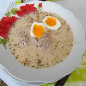 Żurek wielkanocny - Przepis na Żurek wielkanocny - Mojegotowanie.pl