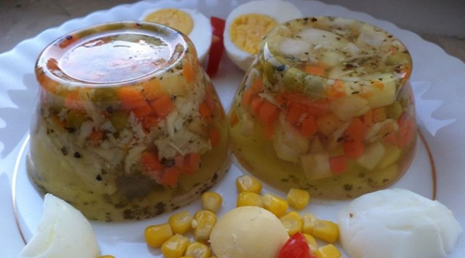 Galaretka drobiowa - Przepis na Galaretka drobiowa - Mojegotowanie.pl