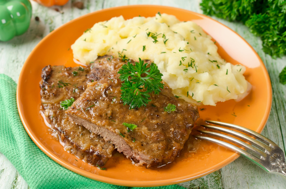 Jak zrobić bitki wołowe? Wybierz tę część mięsa, aby były miękkie ...