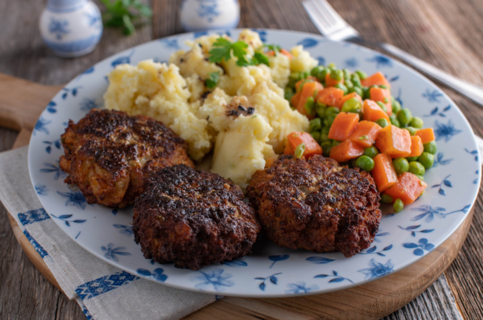 Jak zrobić soczyste mielone? Wystarczy to jedno rozwiązanie ...