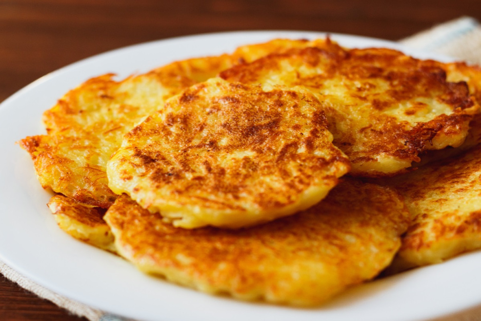 Zapomnijcie o plackach ziemniaczanych. Główny składnik wymieńcie na ...