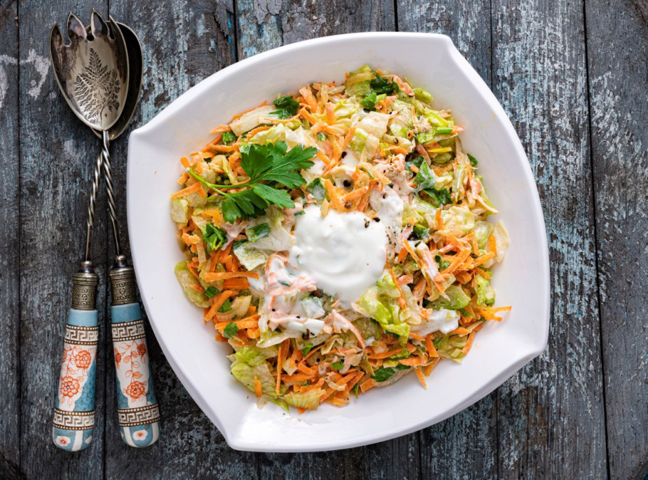 Surówka kopenhaska - przepis - Mojegotowanie.pl