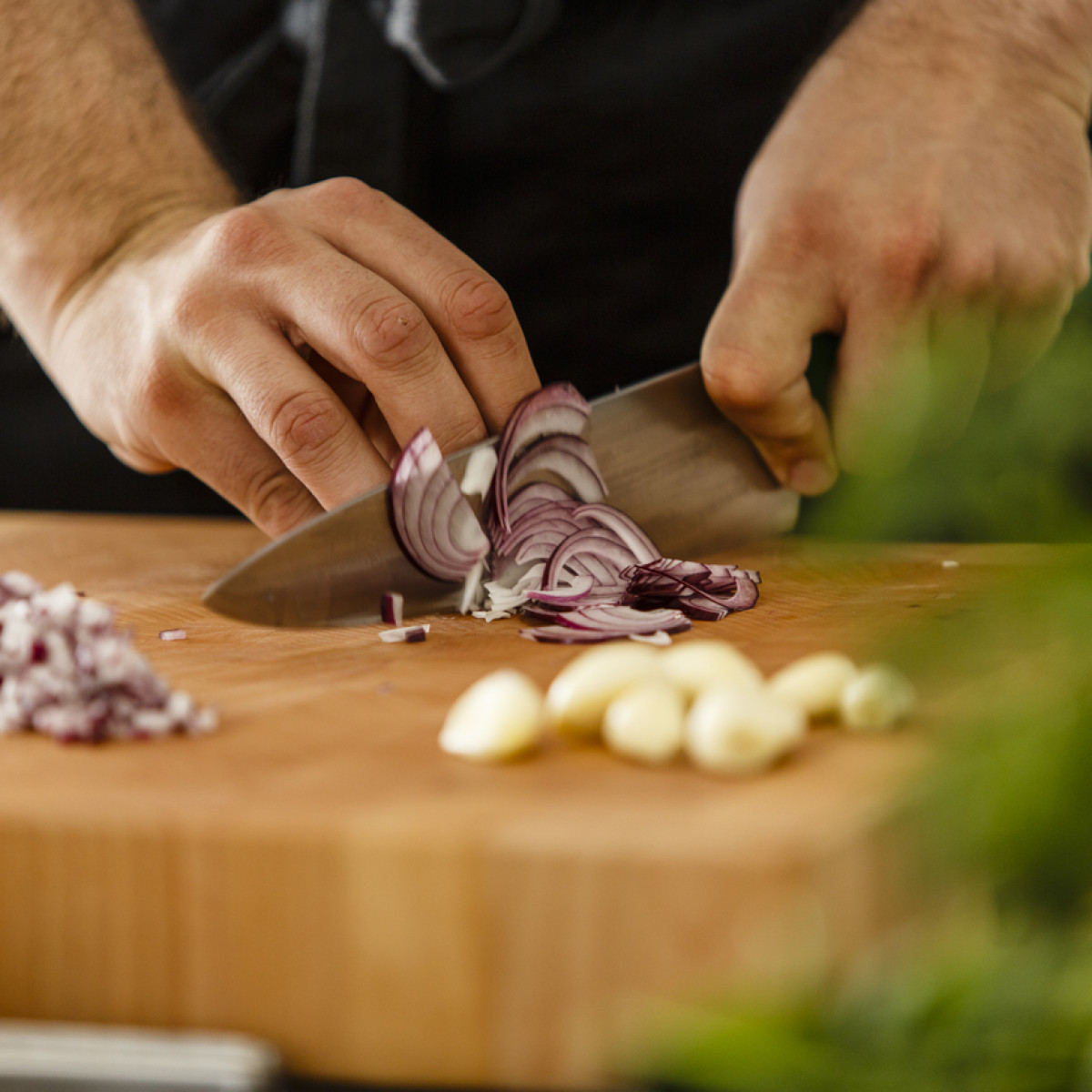 Jak kroić niczym szef kuchni? Szybki sposób na cienkie plasterki ...